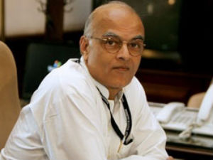 கொழும்பு செல்கிறார் சிவசங்கர மேனன்- கண்டனம் தெரிவிப்பாரா, சமாதானம் ...