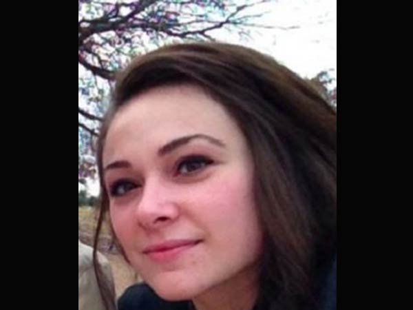 திருமண கேக்கில் மணமக்கள் ‘தலை’... அதிர்ந்து போன உறவினர்கள் | Couple ...