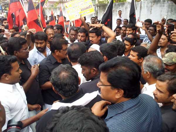 தே.பா. சட்டம் ரத்து- சேலம் சிறையில் இருந்து கொளத்தூர் மணி விடுதலை ...