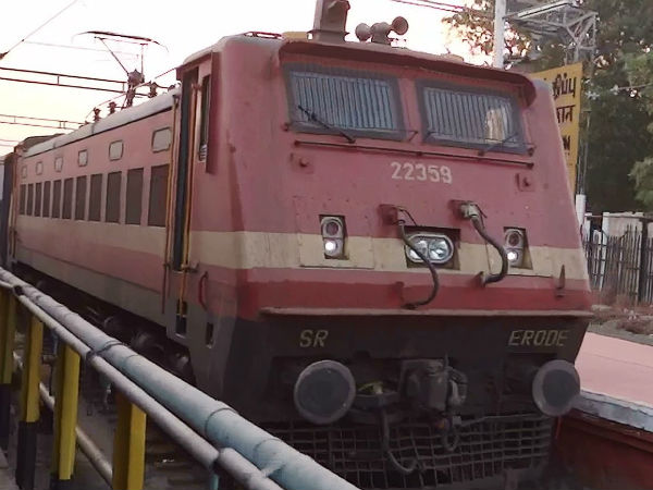 ஊழியர்களின் அஜாக்கிரதை... ஏற்காடு எக்ஸ்பிரஸில் ‘எஸ் 3’ பெட்டி மிஸ்ஸிங் ...