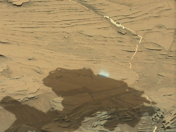 செவ்வாய் கிரகத்தில் ஸ்பூன் வடிவில் மிதக்கும் பாறை... ! | Nasa's ...