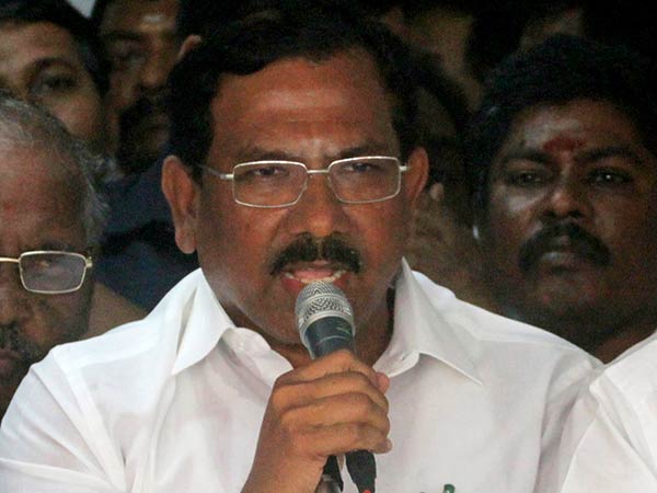 சசிகலா குடும்பத்திற்கு எதிராக ஓபிஎஸ்ஸுடன் இணையுங்கள்.. எடப்பாடியை ...