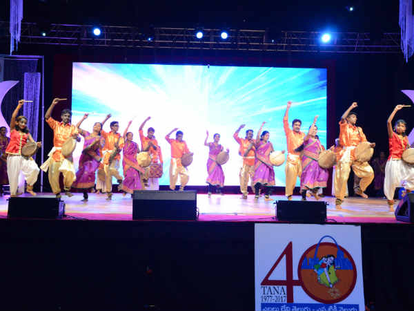 அமெரிக்க தெலுங்கு மாநாட்டில் அதிர்ந்த பறையிசை... ஓங்கி ஒலித்த ...