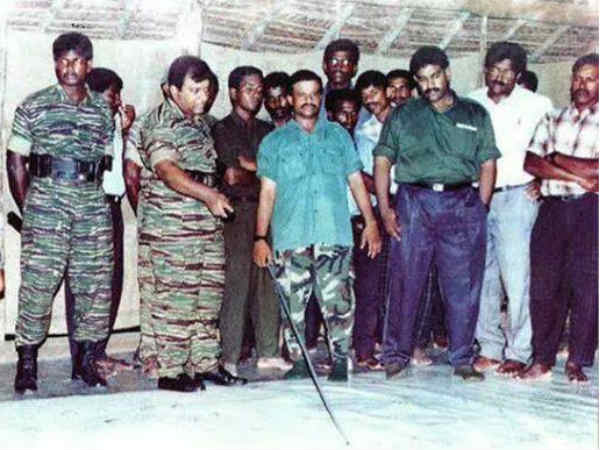 புலிகளோடு 5,00,000 தமிழர்களை யாழில் இருந்து வெளியேற்றிய சூரியக்கதிர் ...