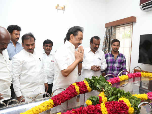 முன்னாள் அமைச்சர் ஈரோடு சு.முத்துசாமியின் மனைவி காலமானார் | EX Minister Erode Muthusamy's wife ...