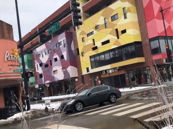 தி.நகருக்கு ரங்கநாதன்.. சிகாகோவுக்கு திவான்.. குட்டி இந்தியா.. இது செம ...