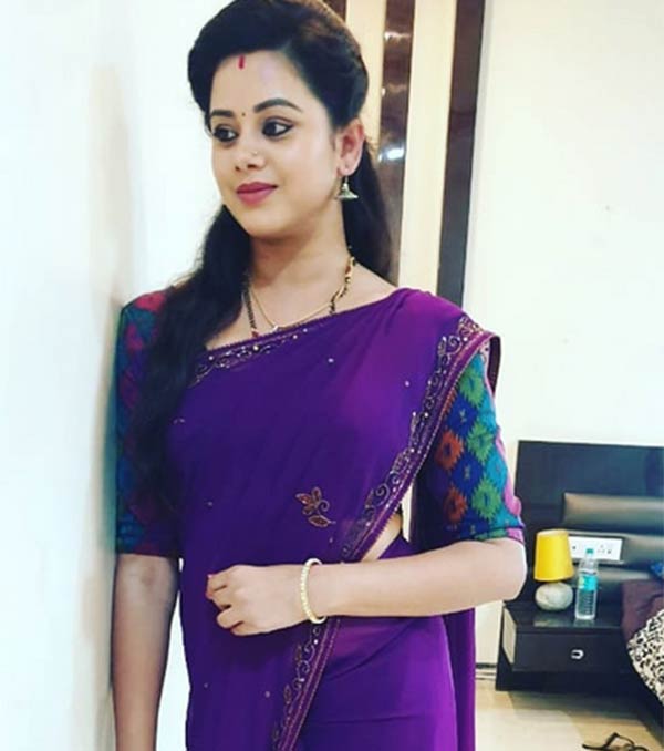 குஷ்பு இட்லின்னா.. ரக்ஷாவுக்கு லட்டு கன்னம்.. உருகும் ரசிகர்கள்! | devi ...