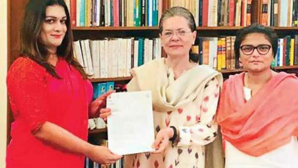 காங்கிரஸில் அடுத்த விக்கெட் காலி... கட்சி தாவுகிறாரா அப்சரா ரெட்டி ...