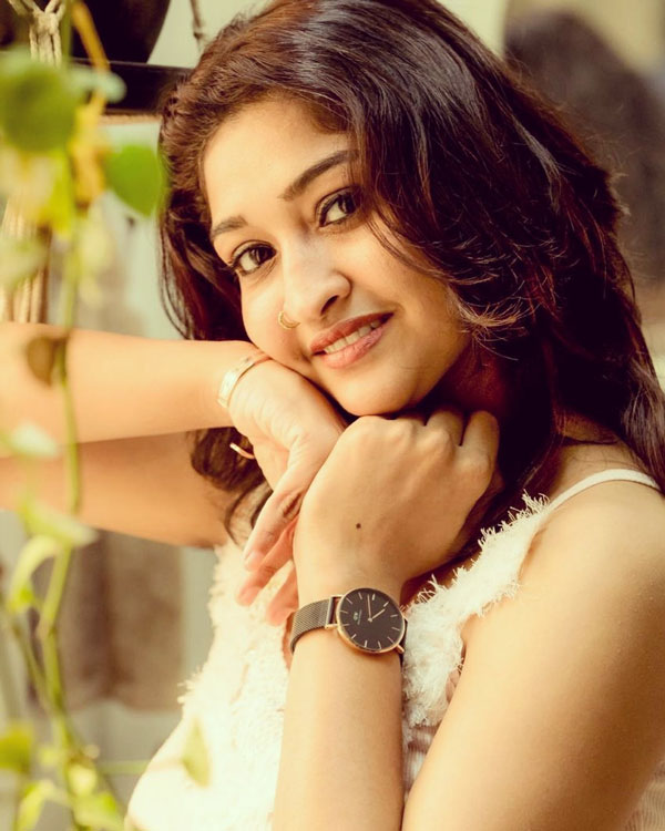 நீலிமா மூக்கிலேயே குறியா இருக்காங்களே எல்லாரும்.. ! | Neelima Rani nose ...