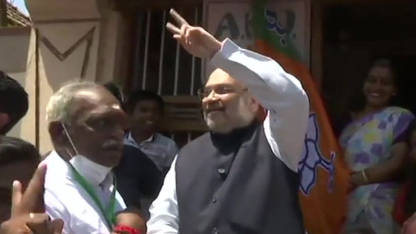 நாகர்கோவிலில் திடீரென களமிறங்கி.. வேகவேகமாக நடந்த அமித் ஷா ...