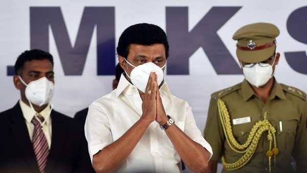 அதிசயம் ஆனால் உண்மை... எந்த அமைச்சரும் முதலமைச்சர் ஸ்டாலின் காலில் ...