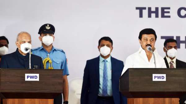 அதிசயம் ஆனால் உண்மை... எந்த அமைச்சரும் முதலமைச்சர் ஸ்டாலின் காலில் ...