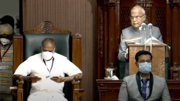 மைக்கை பிடித்த ஸ்டாலின்.. உதயசூரியனை "கரெக்ட்" செய்து.. அப்படியே ...