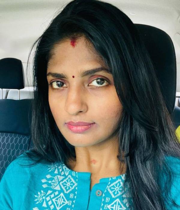 கழுத்துல தாலி காணோமே.. கனி கொடுத்த விளக்கம் .. பரபரப்பான சமூக ...