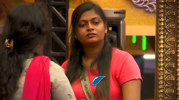 உனக்கு புத்தி சொல்கிற அளவுக்கு எனக்கு நிறையவே புத்தி இருக்கு ...