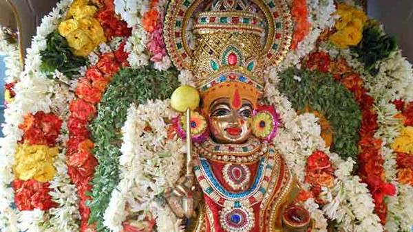 மணப்பாறை வேப்பிலை மாரியம்மனுக்கு பால்குடம்... வேகமாக வந்த ஆம்புலன்ஸ் ...