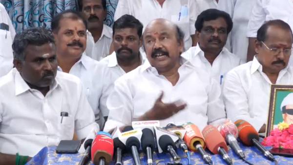 பன்னீர் இப்போ கண்ணீர் செல்வம்.. சுயநலவாதி ஓபிஎஸ்.. இப்படி செய்யலாமா ...