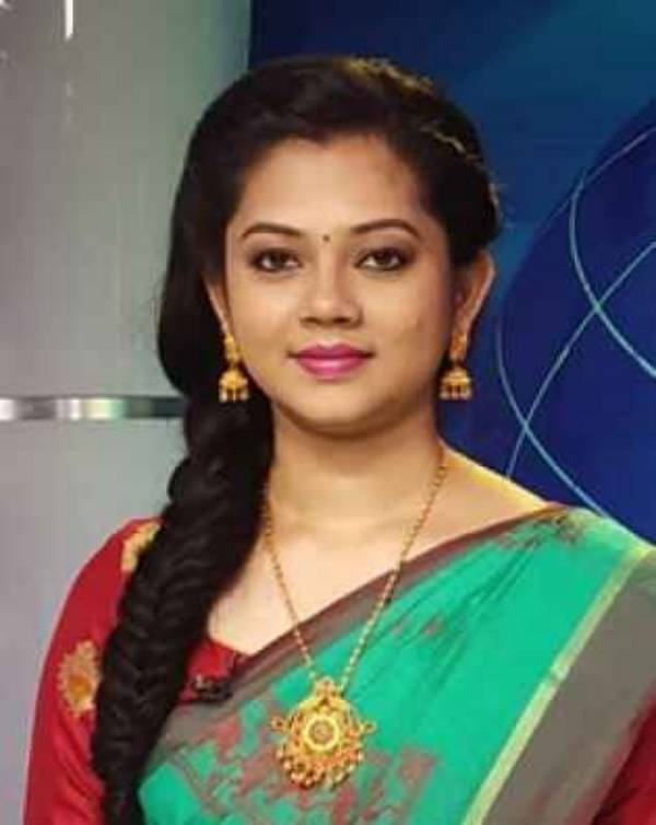 "ஹவுசிங்போர்டு" அனிதாவா இது.. கிரஹபிரவேசத்தில் சிதறிய ஆனந்த கண்ணீர் ...