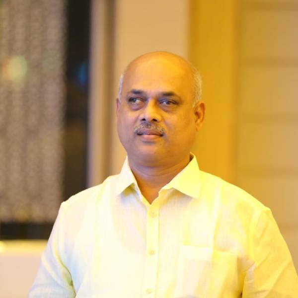 ’சார்பட்டா பரம்பரை’ துஷாரா அப்பா யார் தெரியுமா? திமுகவில் இவ்வளவு பெரிய ...