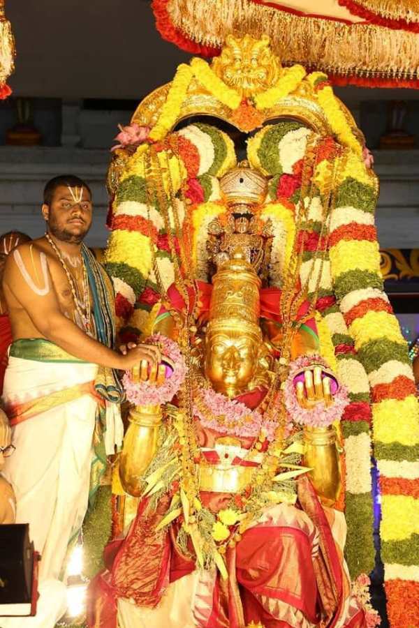 களத்திர தோஷம், நாக தோஷம் நீக்கும் கருடன்..பிரம்மோற்சவத்தில் மலையப்பனை ...