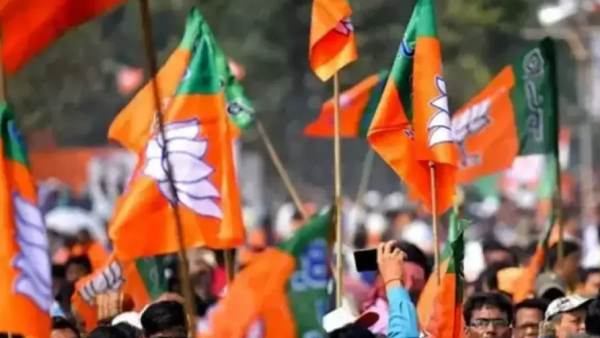 அமைச்சரால் அவதிப்படும் விவசாயிகள்? அடுத்த துருப்புச்சீட்டை கையில் எடுத்த பாஜக.. விரைவில் ...