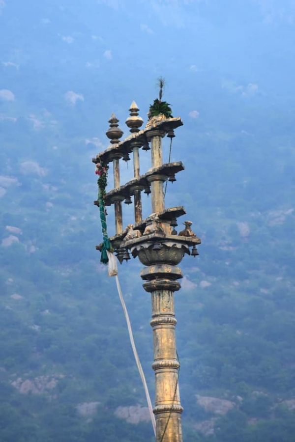 திருவண்ணாமலையில் 2668 அடி உயர மலை மீது மகாதீபம் ஏற்றப்பட்டது ...