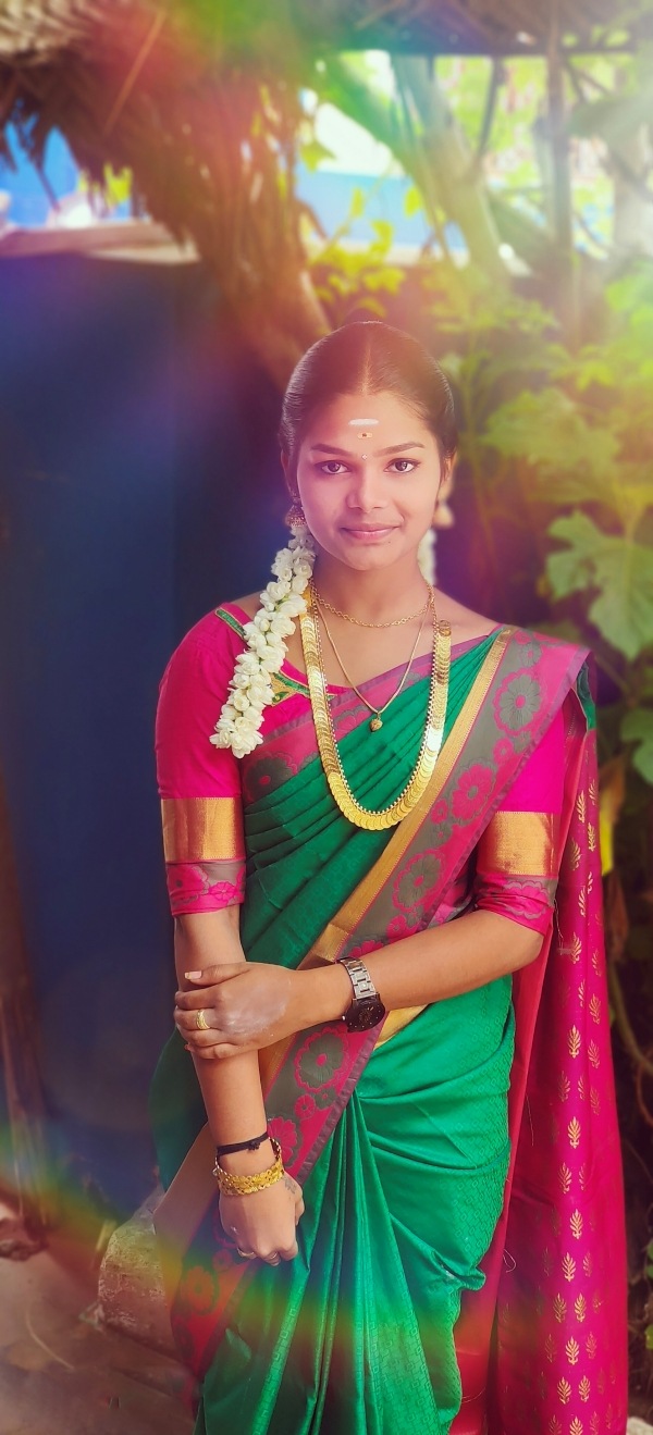 வில்லிசை கலையில் விஸ்வரூபம் எடுத்த 19 வயது "வில்லுப்பாட்டு மாதவி ...