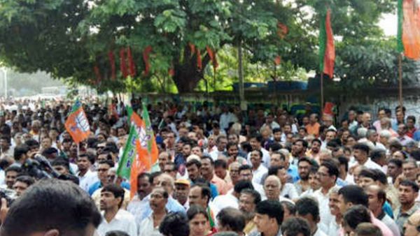 எங்களுக்கு குண்டு வைக்க தெரியும்.. பாஜக போராட்டத்தில் தமிழக அரசுக்கு ...