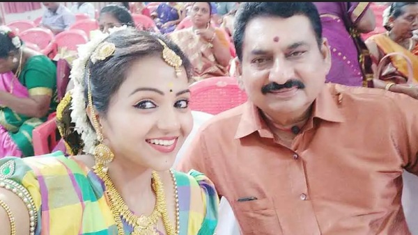 இனியா சீரியல் நடிகர் இத்தனை திரைப்படங்களை இயக்கி இருக்கிறாரா? அதுவும் ...