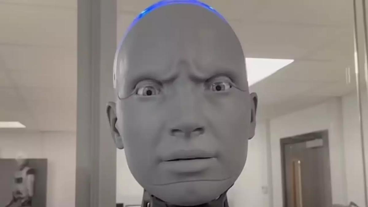 "உண்மை காதல்.." அடப்பாவிகளா ரோபோவுக்கும் இப்படியொரு நிலையா! வந்து ...