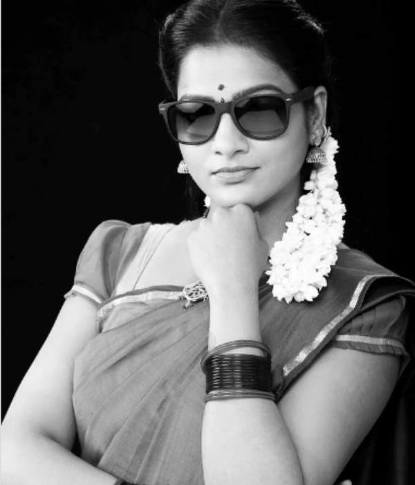 மறைந்த விஜே சித்ராவை நினைவு இருக்கிறதா? அவர் குறித்து பிரபல இயக்குனர் ...