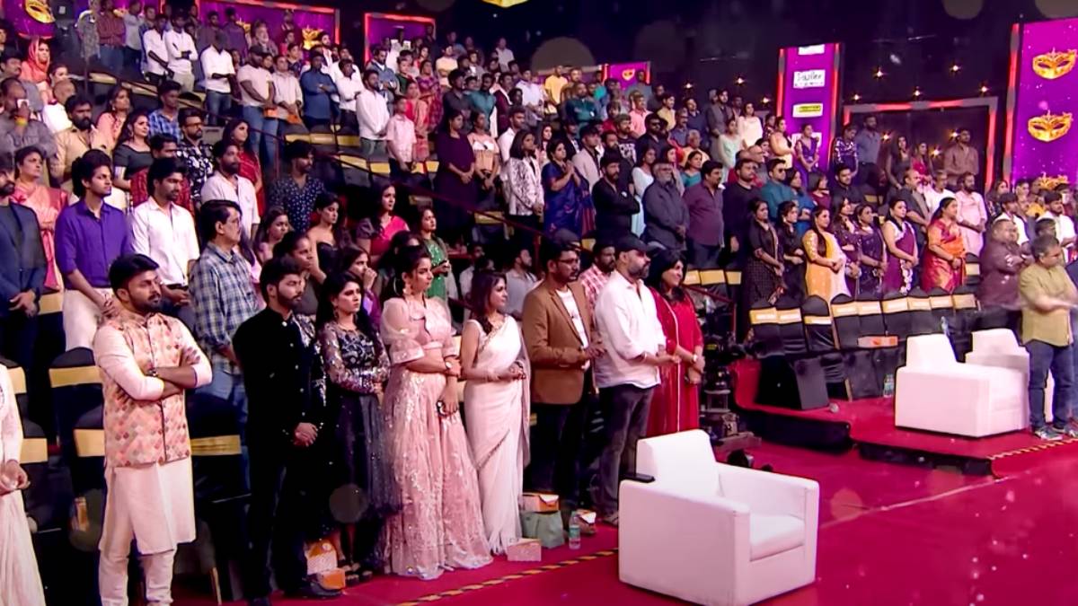 மறைந்த இயக்குனர் குடும்பத்தை அழ வைத்த விஜய் டிவி..அதுக்குன்னு இப்படியா ...