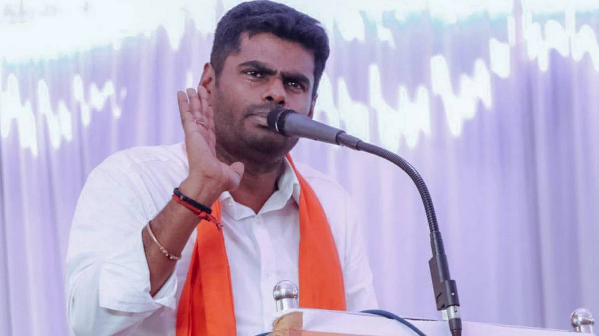 மாஜி ஐபிஎஸ்ஸை வீழ்த்திய மாஜி ஐஏஎஸ்.. கர்நாடகாவில் சசிகாந்த் சத்தமின்றி ...