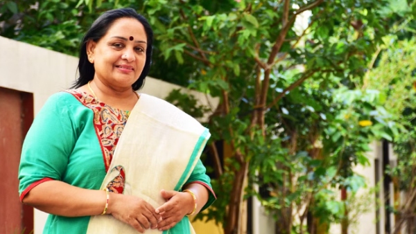 எம்.எஸ்.வியின் மருமகளுக்கு நேர்ந்த கொடுமை..இந்த "சிரிப்பு"க்கு பின்னாடி ...