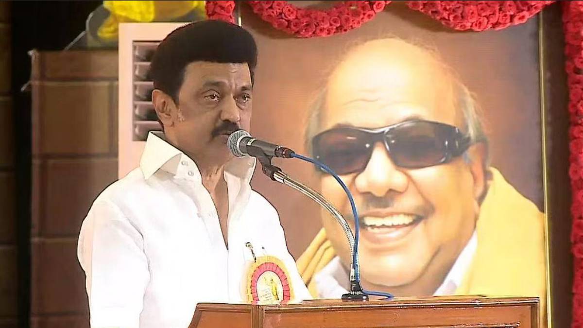 ஸ்டாலின் பேச்சை கவனிச்சீங்களா? அதிமுக பெயரை கூட சொல்லலையே.. அப்போ இனிமே ... ஸ்டாலின் பேச்சை கவனிச்சீங்களா? அதிமுக பெயரை கூட சொல்லலையே.. அப்போ இனிமே ...