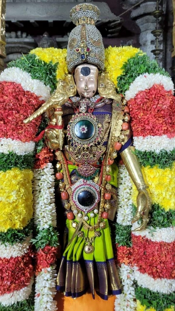 ஆவணி மூலம் திருவிழா.. நரியை பரியாக்கி.. பரியை நரியாக்கி மதுரையில் சிவன் ...