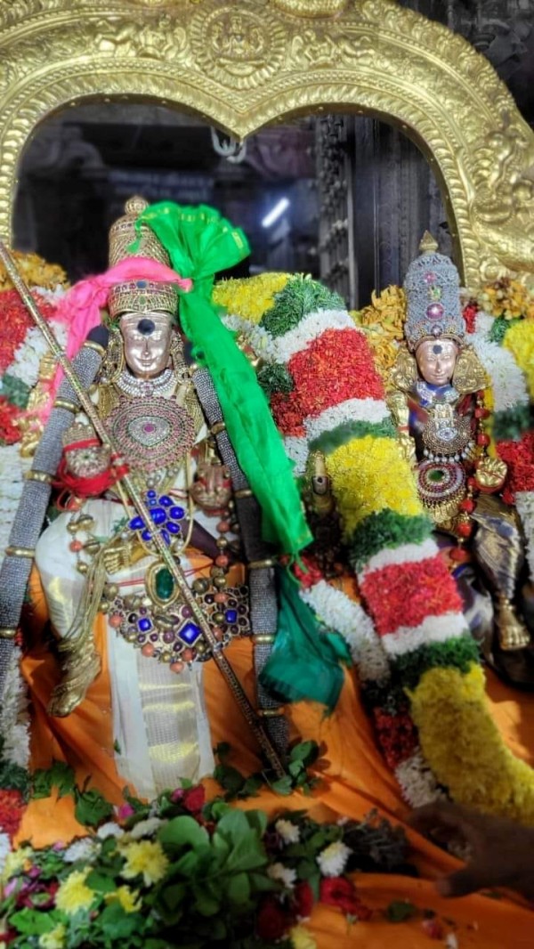 ஆவணி மூலம் திருவிழா.. நரியை பரியாக்கி.. பரியை நரியாக்கி மதுரையில் சிவன் ...