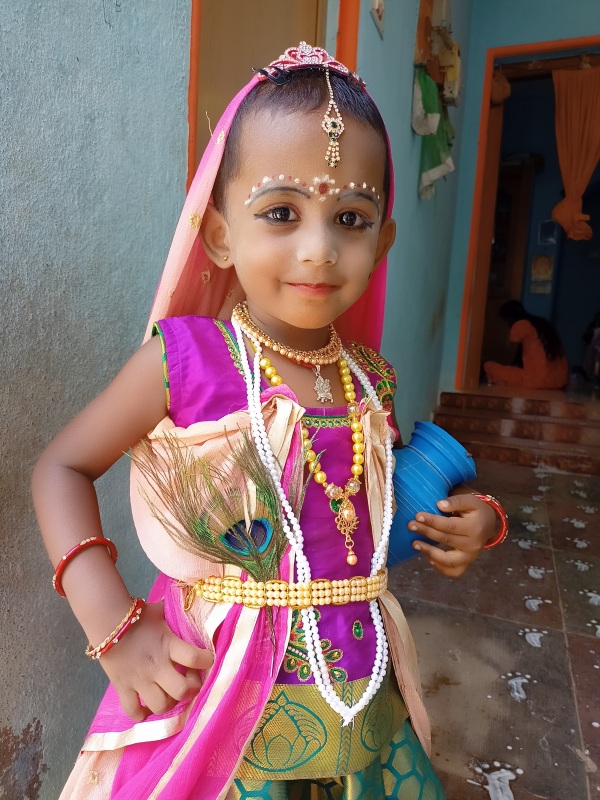 ஆவணி பொன்னாளில் அஷ்டமி நன்னாளில் பிறந்த கண்ணன்.. ஒன் இந்தியா ...