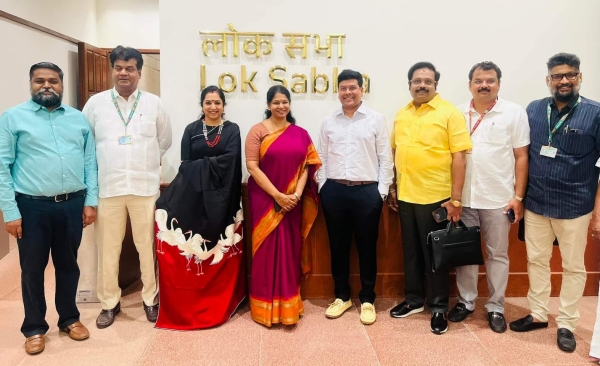 புதிய நாடாளுமன்ற கட்டிடத்தில் சபரீசன்! கட்டியம் கூறும் ஸ்பெஷல் விசிட் ...