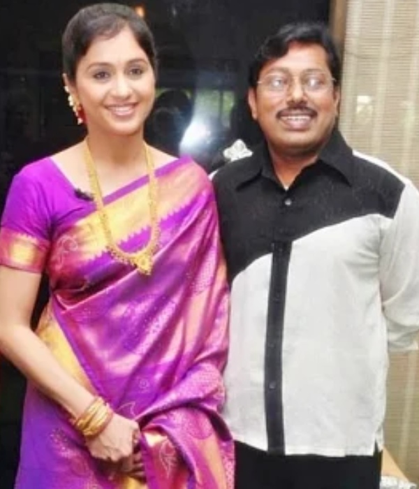 விஜய் அரசியலுக்கு வந்தால் காணாமல் போய்விடுவார்! ரசிகர்களை சீண்டிய ...