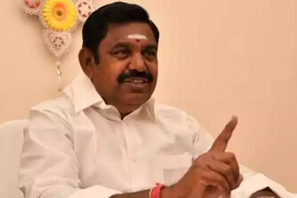 நீங்க எப்படிங்க "அப்படி" பேசலாம்.. மாஜியை கூப்பிட்டு திட்டிய எடப்பாடி ...