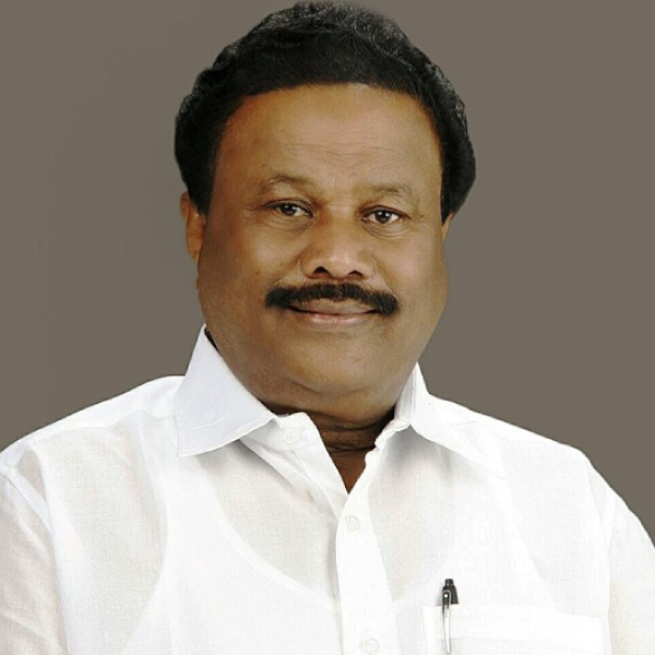 ஓபிஎஸ்ஸுக்கு மீண்டும் இடி! தேவர் தங்க கவச உரிமையை திண்டுக்கல் ...