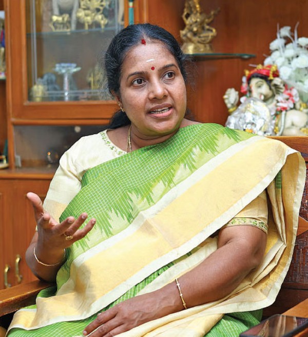 திமுக நடத்துவது மகளிர் உரிமை மாநாடு இல்ல.. வாரிசுரிமை மாநாடு: வானதி ...