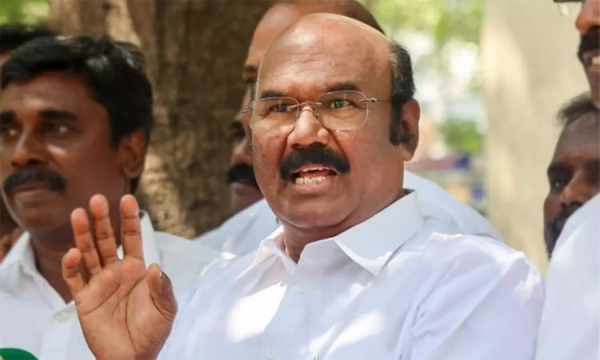 அதிமுக மெகா கூட்டணி.. நாடாளுமன்ற தேர்தலோடு திமுகவின் கதை முடியும் ...