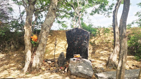 தொன்மையான கொற்றவைச் சிலை! 1600 ஆண்டுகளாக ஒரே பெயரில் இருக்கும் ஊர் ...