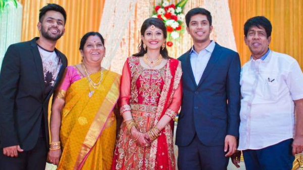 10 வருடங்களாக காரில் குடும்ப வாழ்க்கை.. 5000 படங்களுக்கு மேல்.. நடிகர் ...