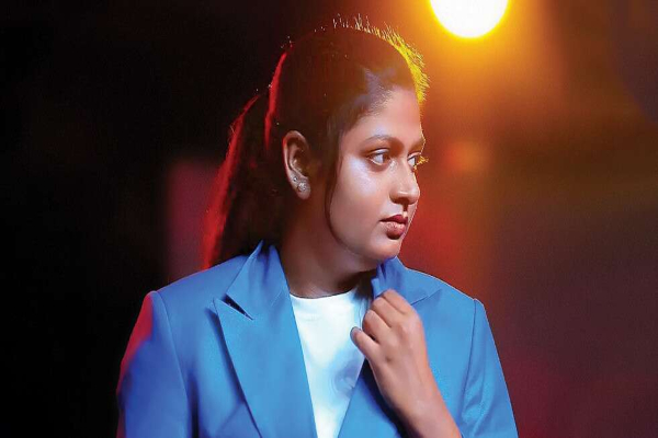 நீயெல்லாம் ஏன் பாட்டு பாட வர்ற.. மேடையில் நடந்த அவமானம்.. கானா பாடகி ...