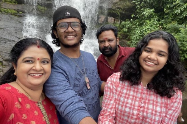 சிறகடிக்க ஆசை விஜயா எமோஷனல்.. ஆசிட் அடிச்சிடுவேன்னு சொல்றாங்க! என்னை ...