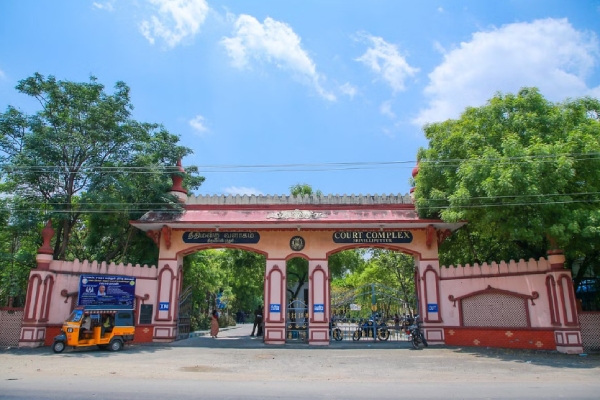 நிர்மலா தேவி வழக்கு: ஆதாரமே இல்லை! முருகன், கருப்பசாமியை விடுதலை செய்த ...