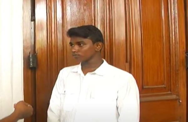 ஒரே ஒரு வார்த்தை... ஹீரோவான சின்னதுரை! ஐஏஎஸ் அதிகாரி உருக்கமான பதிவு! | Nanguneri student ...